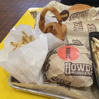 HOWDY BURGER - Updated December 2024 - 115 Photos & 46 Reviews - 1516 E ...