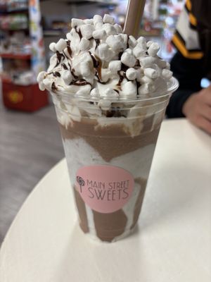 MAIN STREET SWEETS - Updated September 2025 - 27 Photos - 41 N Main St ...