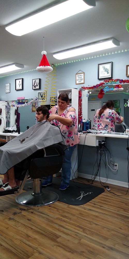 LOOKIN SHARP FAMILY BARBERSHOP - Updated August 2025 - 32 Photos - 6565 ...