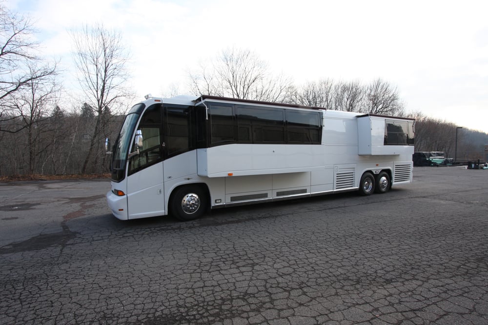 EVOLUTION CUSTOM COACH - Updated October 2025 - 11 Berwick St, White ...