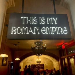 ROMAN WOLVES - Updated July 2025 - 1014 Photos & 513 Reviews - 1980 ...