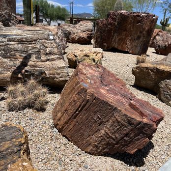 RARE EARTH GALLERY - Updated August 2024 - 261 Photos & 53 Reviews ...