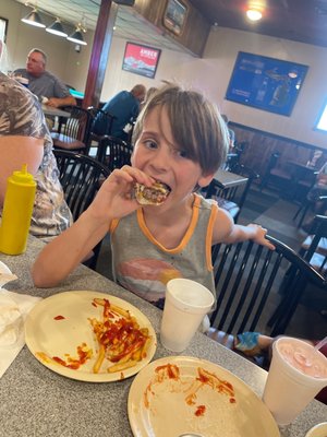 SWISS INN BAR & GRILL - Updated August 2024 - 26 Reviews - 105 W Park ...