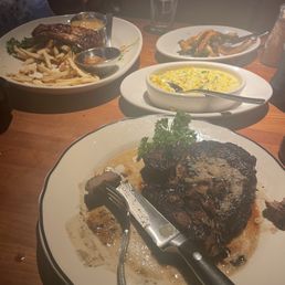 HOUSTON’S RESTAURANT - Updated December 2025 - 843 Photos & 862 Reviews ...