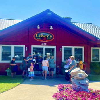 COVER’S APPLE RANCH - Updated October 2025 - 220 Photos & 299 Reviews ...