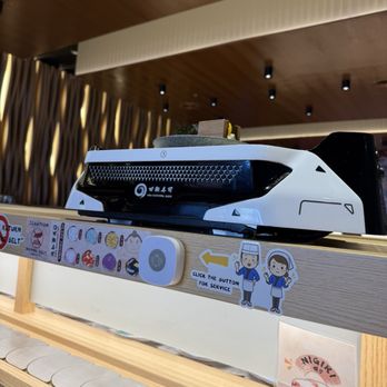 UZU REVOLVING SUSHI - Updated February 2025 - 409 Photos & 198 Reviews ...