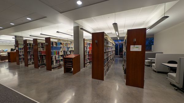 UO PORTLAND LIBRARY - Updated September 2025 - 16 Photos - 2800 NE ...