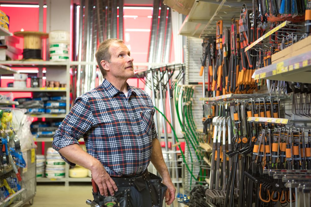 PUUILO ITÄKESKUS - Updated May 2025 - Visbynkuja 1, Helsinki, Finland ...