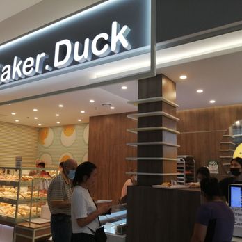 BAKER DUCK - Updated December 2025 - 40 Photos - 1571 Sandhurst Circle ...