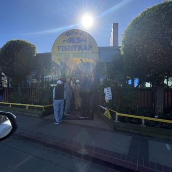 BARBARA’S FISHTRAP - 4735 Photos & 3018 Reviews - 281 Capistrano Rd ...