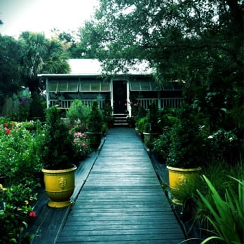 BASTIDE HOME AND GARDEN - Updated November 2025 - 36 Photos - 17 ...