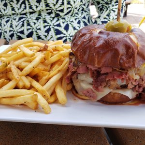 FAT KATZ - 354 Photos & 637 Reviews - 10080 Daniels Interstate Ct, Fort ...