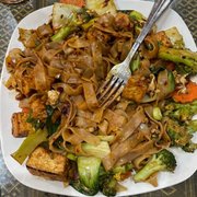 SAWADDEE KA THAI CUISINE AND PHO - 172 Photos & 118 Reviews UPDATED ...