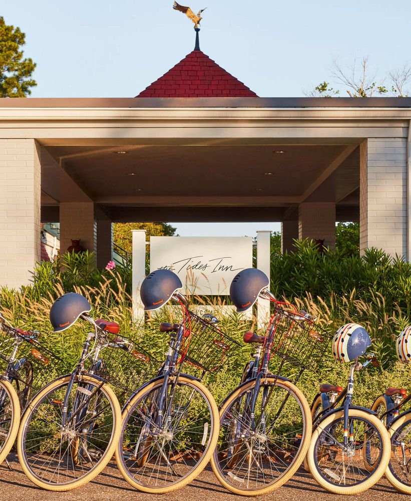 THE TIDES INN - 356 Photos & 100 Reviews - 480 King Carter Dr ...