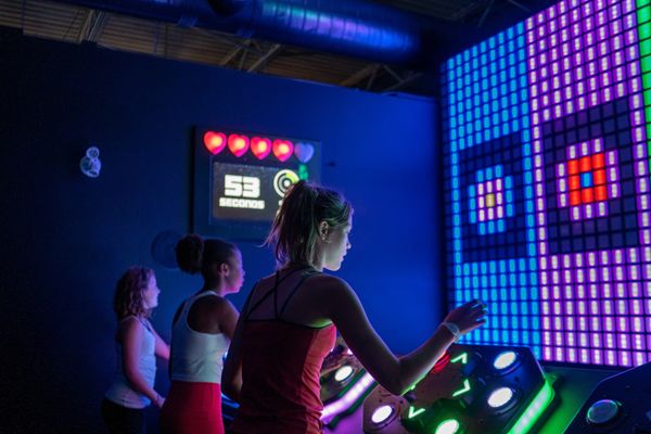 ACTIVATE GAMES - Updated October 2025 - 41 Photos - 6900 W 119th St ...