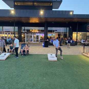 4 HANDS AT THE DISTRICT - Updated October 2024 - 79 Photos & 40 Reviews - 17081 N Outer 40 Rd ...