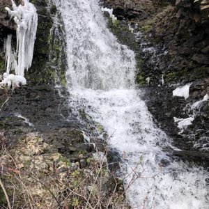 MOSIER CREEK FALLS - 33 Photos - 207 3rd Ave, Mosier, Oregon - Hiking ...