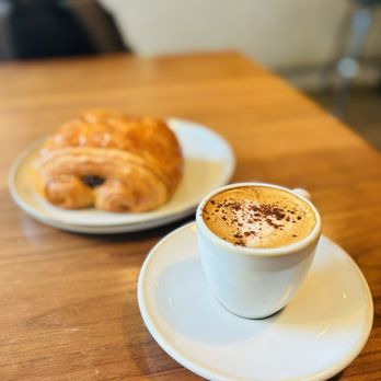LOOP ESPRESSO CLUB - CLOSED - Updated November 2024 - 325 Photos & 114 ...