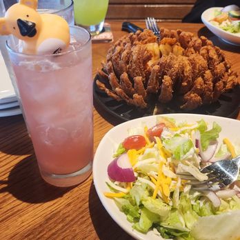 OUTBACK STEAKHOUSE - Updated July 2024 - 1039 Photos & 1094 Reviews ...
