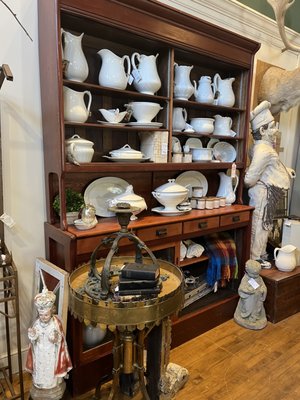 FIG CHAGRIN - Updated October 2025 - 22 Photos - 23 S Franklin St ...