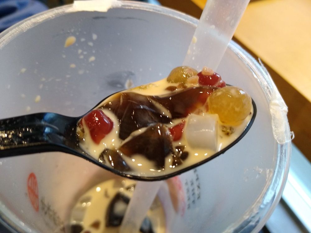 SHUYI TEALICIOUS - 66 Photos & 10 Reviews - 115 - 3623 Highway 7 ...