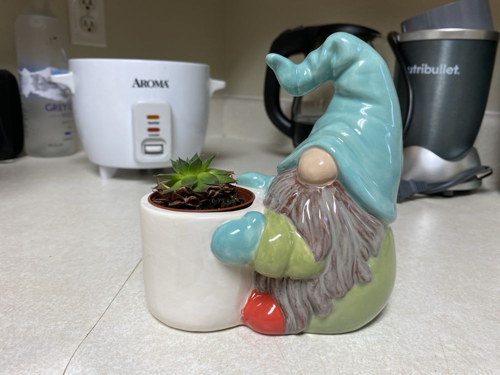 THROWING MUD GALLERY - Updated August 2024 - 22 Photos & 40 Reviews ...