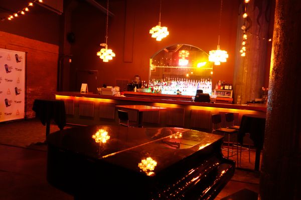 CAMP BAR - 28 Photos & 44 Reviews - 490 N Robert St, Saint Paul ...