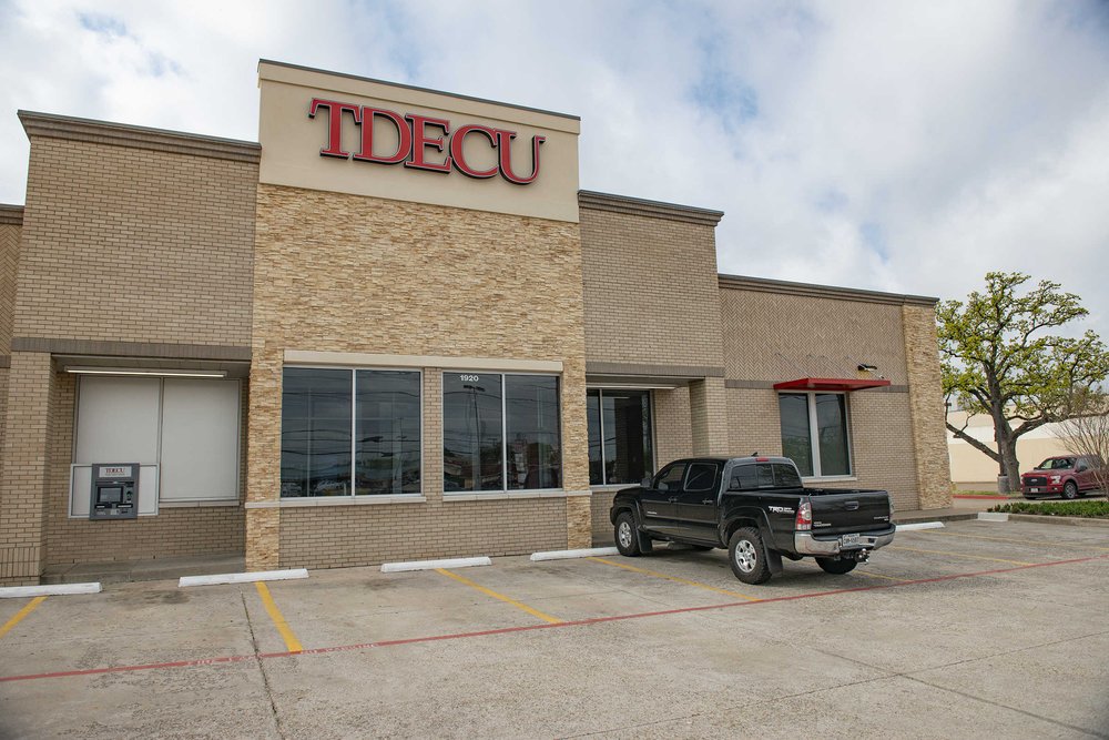 TDECU GARLAND - Updated July 2025 - 10 Reviews - 1920 Northwest Hwy ...