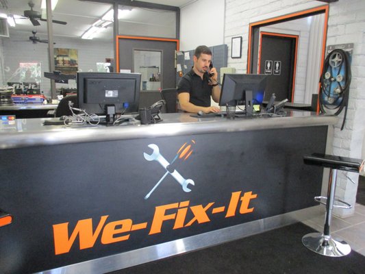 WE-FIX-IT AUTO REPAIR - Updated December 2025 - 28 Photos & 171 Reviews ...