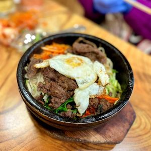 MONG Q MONGOLIAN BBQ KITCHEN - Updated August 2025 - 81 Photos & 41 ...