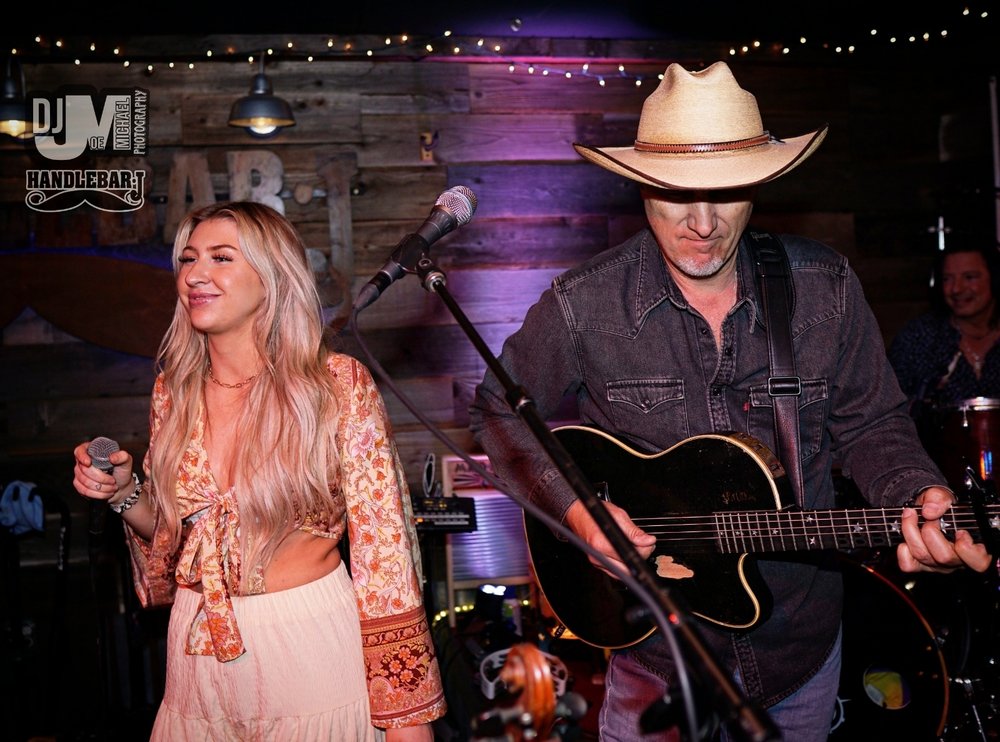 HANDLEBAR J BBQ RESTAURANT & BAR - 334 Photos & 303 Reviews - 7116 E ...