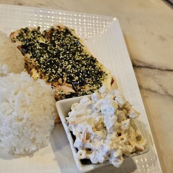 THE POKE SHACK & GRILL - Updated January 2025 - 214 Photos & 125 ...