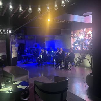 ARMOUR HOUSE - Updated May 2025 - 89 Photos & 36 Reviews - 2309 1st Ave ...