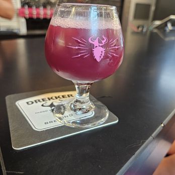 BREWHALLA - Updated January 2026 - 119 Photos & 56 Reviews - 1702 1st ...