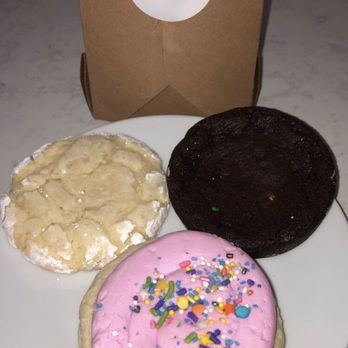 FLUFF BAKE BAR - Updated December 2024 - 571 Photos & 457 Reviews ...