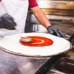 THE LAST ROUND TAVERN - Updated December 2025 - 280 Photos & 209 ...