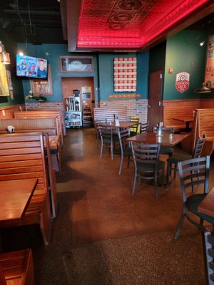 PIZZA PLANT ITALIAN PUB - Updated April 2026 - 226 Photos & 149 Reviews ...