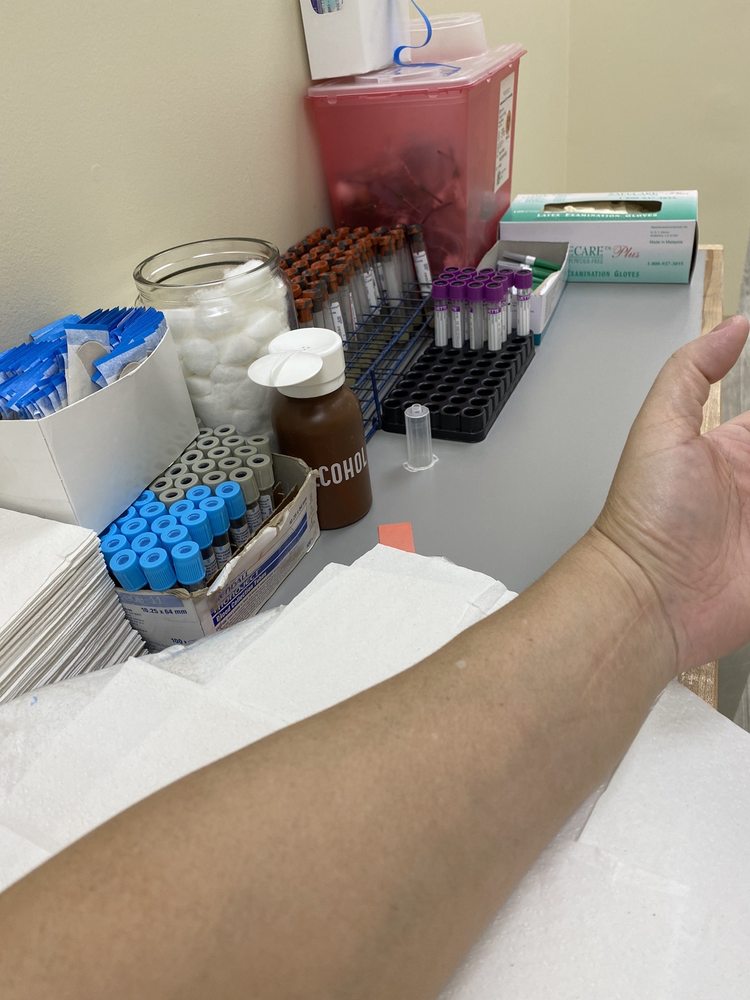SUN CLINICAL LABORATORY - 10 Photos & 20 Reviews - 19059 Colima Rd ...