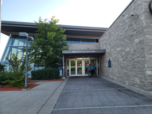 ONROUTE MALLORYTOWN EAST - Updated December 2025 - 23 Photos & 23 ...