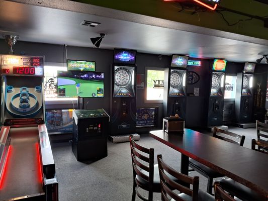 HARD LUCK BAR & GRILL - Updated December 2025 - 52 Photos & 57 Reviews ...