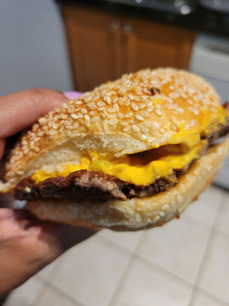 MATTY’S PATTY’S BURGER CLUB - Updated June 2024 - 121 Photos & 78 ...