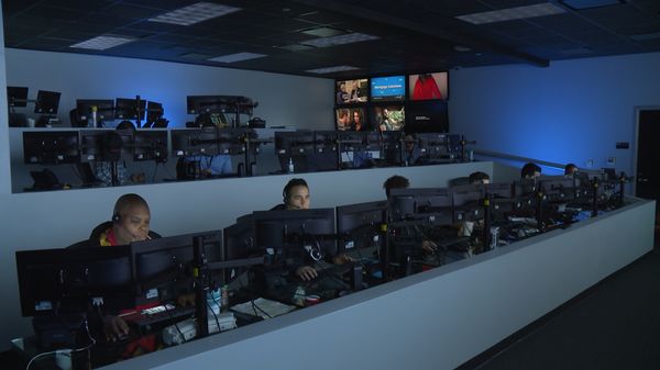 HOTWIRE COMMUNICATIONS - 109 Photos & 680 Reviews - 2100 W Cypress ...