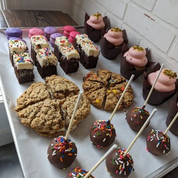 HIVE BAKERY - Updated July 2024 - 141 Photos & 143 Reviews - 360 Parker ...