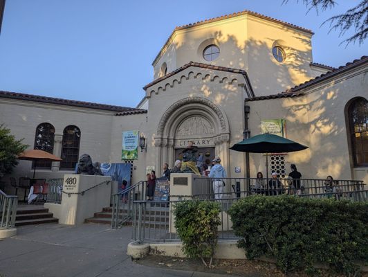 BURLINGAME PUBLIC LIBRARY - Updated December 2025 - 150 Photos & 141 ...