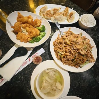 DUMPLING INN - Updated October 2025 - 4418 Photos & 3457 Reviews - 4625 ...