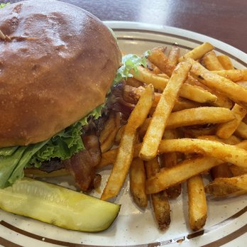 EARLY RISER DINER - Updated September 2025 - 86 Photos & 101 Reviews ...