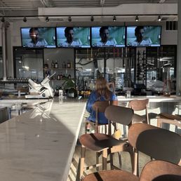 RUNABOUT BREWING - Updated October 2025 - 140 Photos & 47 Reviews ...