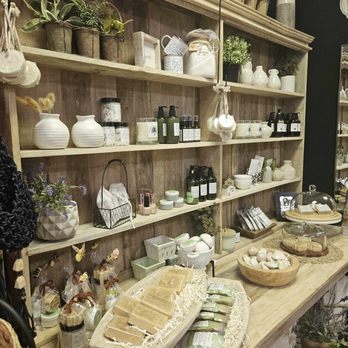 WILLOW TREE - Updated January 2026 - 325 Photos & 36 Verified Reviews ...