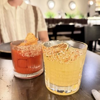 MATILDA - Updated December 2025 - 139 Photos & 53 Reviews - 535 N Wells ...