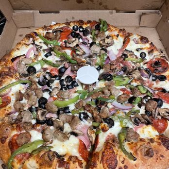 LAMPPOST PIZZA - Updated June 2024 - 138 Photos & 271 Reviews - 5109 ...